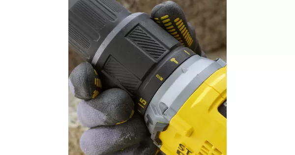 Aku bezuhlíková vrtačka s příklepem Stanley FATMAX® SFMCD715M2K, V20, 2 ...